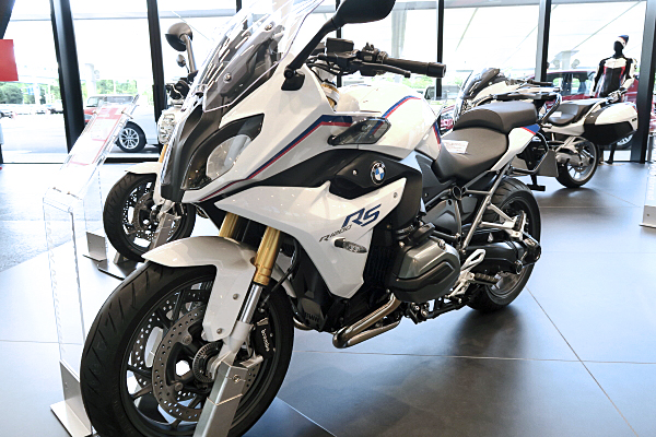 BMW R1200RS セレブレーション エディション BMW R1200RS "Celebration Edition" | Car and ...