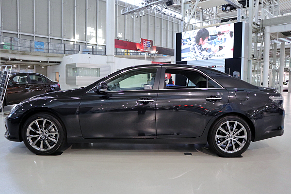 トヨタ マーク X 250RDS ブラック Toyota Mark X 250RDS : Black | Car and Moto in Japan