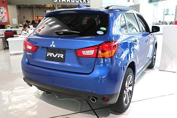 三菱 RVR G Mitsubishi RVR G | Car and Moto in Japan