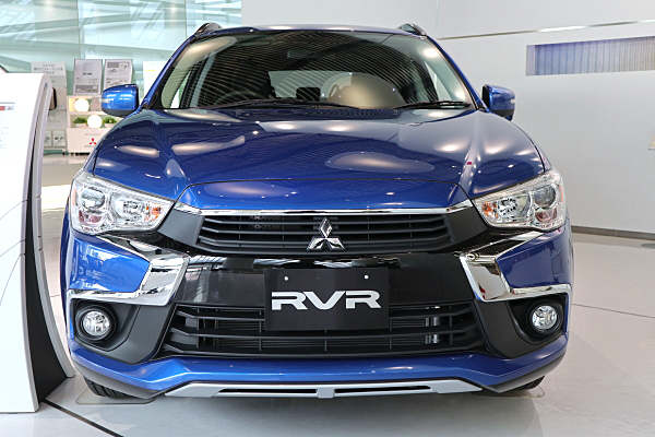 三菱 RVR G Mitsubishi RVR G | Car and Moto in Japan
