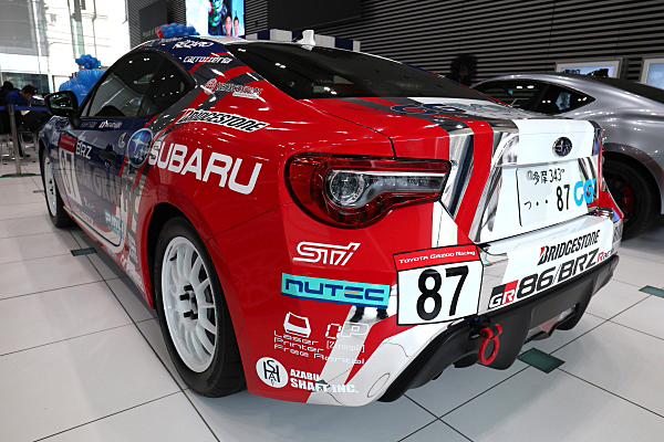 スバル BRZ RA レーシング 2017 Subaru BRZ RA Racing 2017 | Car and Moto in Japan