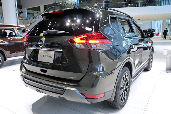 日産 エクストレイル 20X エクストリーマーX Nissan X-Trail 20X X-Tremar X | Car and Moto ...