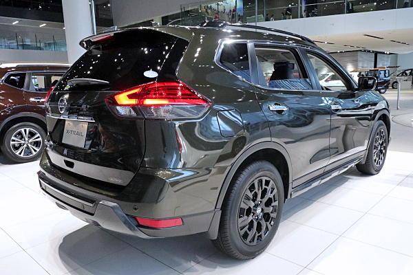 日産 エクストレイル 20X エクストリーマーX Nissan X-Trail 20X X-Tremar X | Car and Moto ...