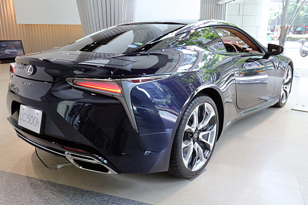 レクサス LC500h S パッケージ ブルー Lexus LC500h "S package" : Blue | Car and Moto ...