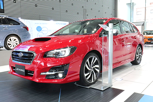 スバル レヴォーグ 2.0GT-S アイサイト レッド Subaru Levorg 2.0GT-S EyeSight : Red | Car ...