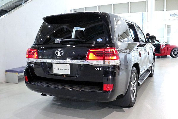 トヨタ ランドクルーザー 200 ZX 4WD Toyota Land Cruiser 200 ZX 4WD | Car and Moto ...