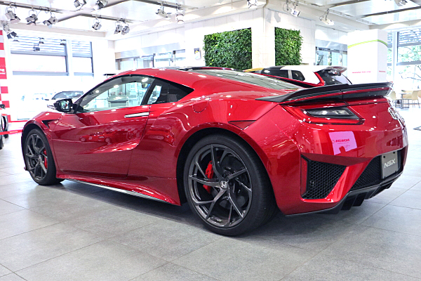 ホンダ NSX カスタムオーダー レッド Honda NSX Custom Order : Red | Car and Moto in Japan