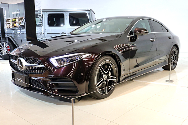 メルセデス・ベンツ CLS450 4マチック ルビーブラック Mercedes-Benz CLS450 4MATIC : Ruby Black ...