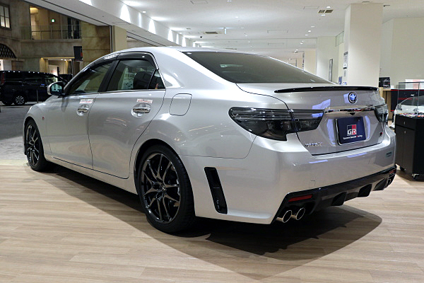 トヨタ マーク X 250S GRスポーツ シルバー Toyota Mark X 250S GR SPORT : Silver | Car ...