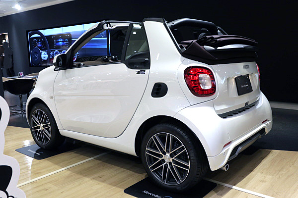 スマート カブリオ ホワイトブラウン エディション smart cabrio "WhiteBrown edition" | Car and ...