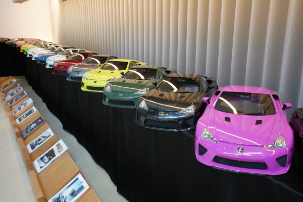レクサス LFA カラーサンプル Lexus LFA : Color Samples | Car and Moto in Japan