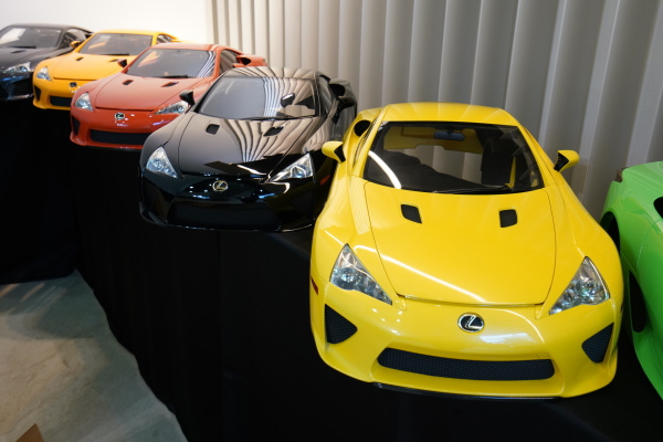 レクサス LFA カラーサンプル Lexus LFA : Color Samples | Car and Moto in Japan