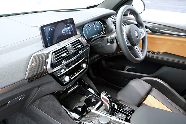 BMW X3M コンペティション シルバー BMW X3M Competition : Silver | Car and Moto in Japan