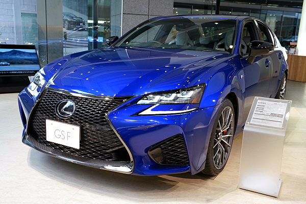 レクサス GS F ブルー Lexus GS F : Blue | Car and Moto in Japan