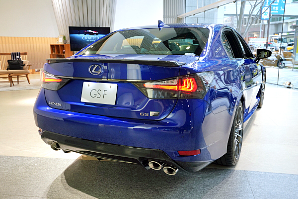 レクサス GS F ブルー Lexus GS F : Blue | Car and Moto in Japan