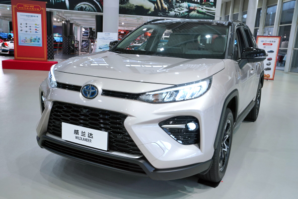 トヨタ ワイルドランダー ハイブリッド （中国販売車） シルバー / ブラック Toyota Wildlander Hybrid "China ...