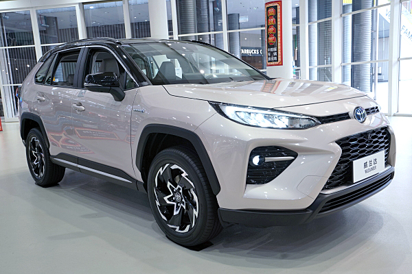 トヨタ ワイルドランダー ハイブリッド （中国販売車） シルバー / ブラック Toyota Wildlander Hybrid "China ...