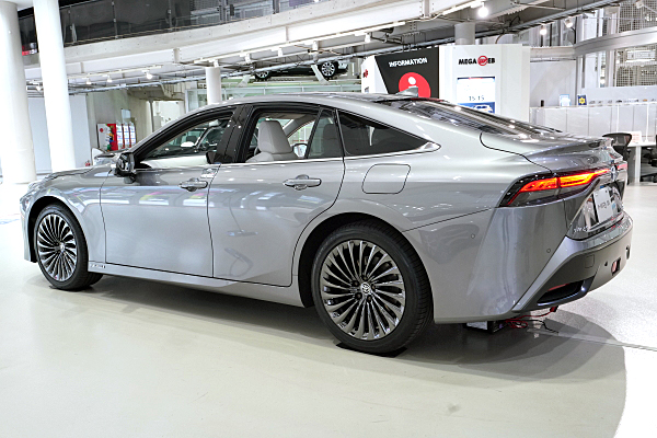 トヨタ ミライ Z プロトタイプ グレー Toyota Mirai Z prototype : Gray | Car and Moto in ...