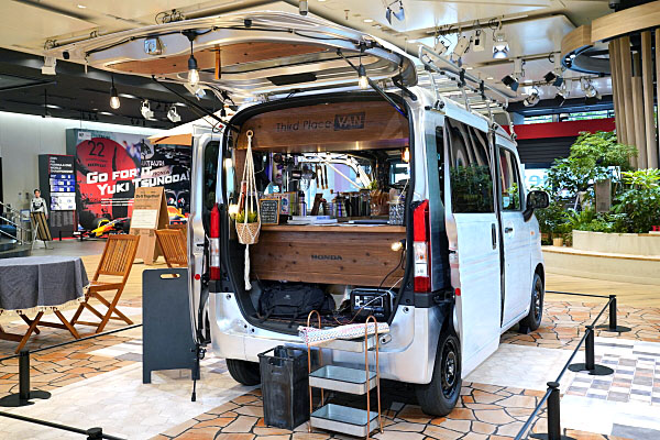 ホンダ Nバン カスタム 「3rd プレイスバン」 Honda N-VAN Custom 「3rd Place VAN」 | Car and ...