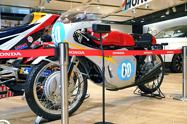 ホンダ RC174 1967 Honda RC174 1967 | Car and Moto in Japan