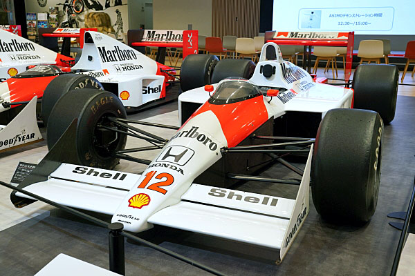 ホンダ F1エンジン RA168E & マクラーレン ホンダ MP4/4 1988 F1 Honda F1 Engine RA168E ...