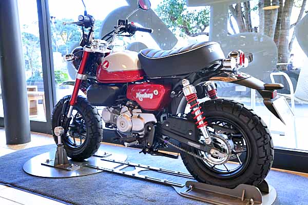 ホンダ モンキー 125 レッド Honda Monkey 125 : Red | Car and Moto in Japan