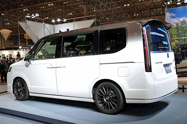ホンダ ステップワゴン e:HEV スパーダ コンセプト 東京オートサロン 2022 Honda STEP WGN e:HEV Spada ...