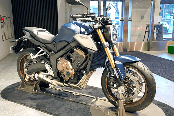 ホンダ CB650R ブルー Honda CB650R : Blue | Car and Moto in Japan