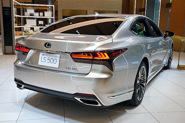 レクサス LS500 エグゼクティブ シルバー Lexus LS500 Executive : Silver | Car and Moto ...