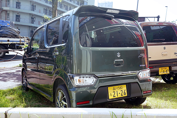 スズキ ワゴンR カスタムZ ハイブリッド ZT カーキ Suzuki Wagon R Custom Z HYBRID ZT : Khaki ...
