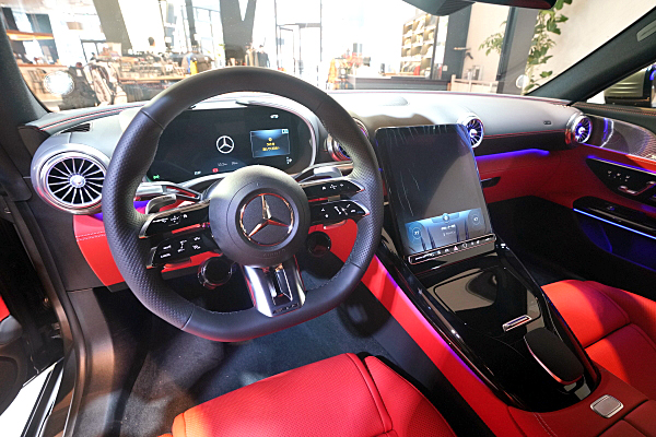 メルセデス・AMG SL43 グレー Mercedes-AMG SL43 : Gray | Car and Moto in Japan