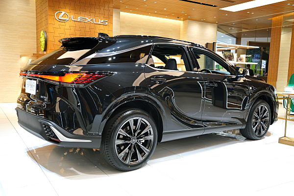 レクサス RX350 Fスポーツ ブラック Lexus RX350 "F SPORT" : Black | Car and Moto in Japan