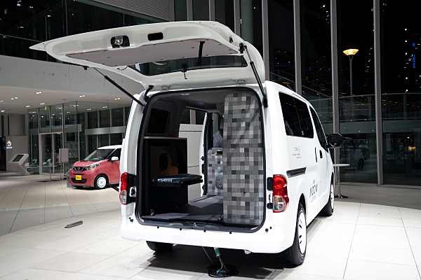 日産 NV200 バネット ムーウ コンセプト Nissan NV200 Vanette "MOOW Concept" | Car and ...
