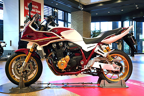 ホンダ CB1300 スーパーボルドール SP 30th アニバーサリー Honda CB1300 Super Bol D'or SP ...