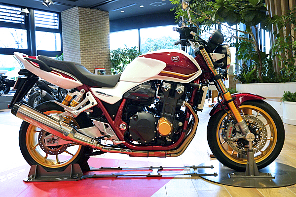 ホンダ CB1300 スーパーフォア SP 30th アニバーサリー Honda CB1300 Super Four SP 30th ...
