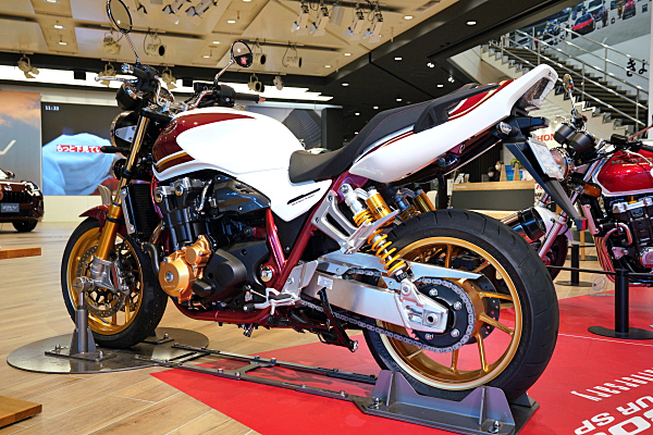 ホンダ CB1300 スーパーフォア SP 30th アニバーサリー Honda CB1300 Super Four SP 30th ...