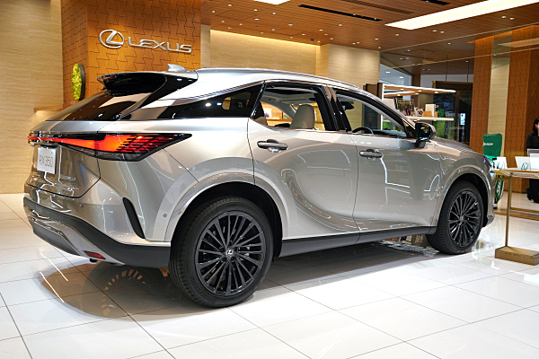 レクサス RX350 バージョン L チタニウム Lexus RX350 version L : Titanium | Car and ...