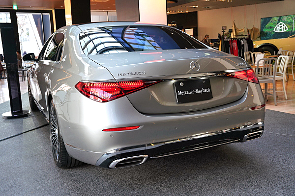 メルセデス・マイバッハ S680 4マチック シルバー Mercedes-Maybach S680 4MATIC : Silver | Car ...