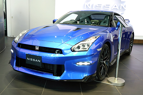 日産 GT-R プレミアムエディション ブルー Nissan GT-R Premium edition : Blue | Car and ...