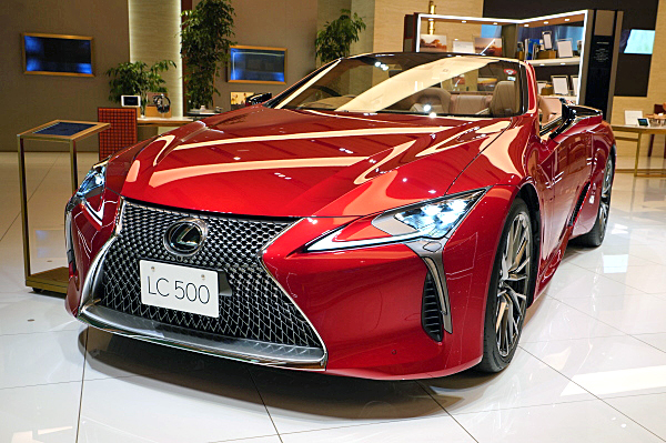 レクサス LC500 コンバーチブル レッド Lexus LC500 Convertible : Red | Car and Moto in ...