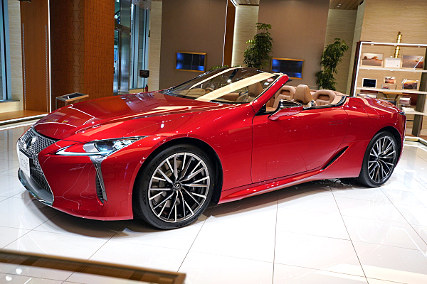 レクサス LC500 コンバーチブル レッド Lexus LC500 Convertible : Red | Car and Moto in ...
