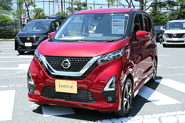 日産 デイズ ハイウェイスター Gターボ レッド Nissan DAYZ Highway STAR G Turbo : Red | Car ...