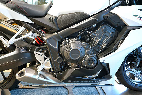 ホンダ CBR650R ホワイト Honda CBR650R : White | Car and Moto in Japan