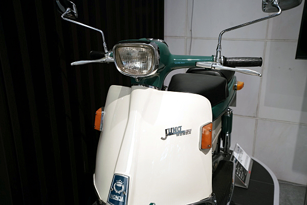 ホンダ ジュノオ M85 1962 Honda Juno M85 1962 | Car and Moto in Japan