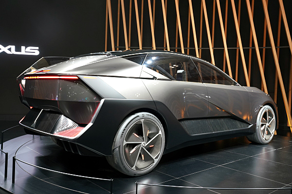 レクサス LF-ZL Lexus LF-ZL | Car and Moto in Japan