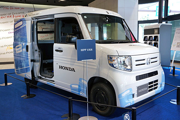 Car and Moto in Japan