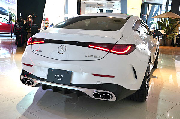 メルセデス・AMG CLE53 4マチック+ クーペ ホワイト Mercedes-AMG CLE53 4MATIC+ Coupe ...