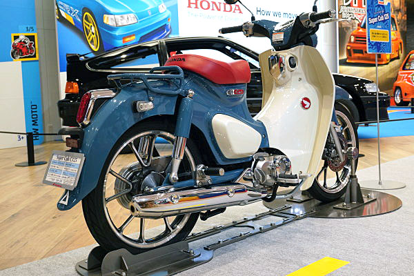 ホンダ スーパーカブ C125 ブルー Honda Super Cub C125 : Blue | Car and Moto in Japan