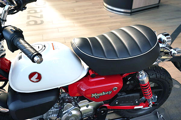 ホンダ モンキー 125 レッド (2) Honda Monkey 125 : Red (2) | Car and Moto in Japan