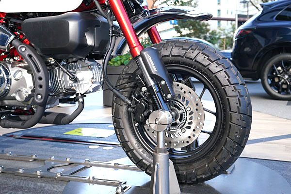 ホンダ モンキー 125 レッド (2) Honda Monkey 125 : Red (2) | Car and Moto in Japan
